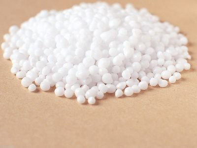 Buy High-quality Urea Fertilizer 46% N – Prilled/granular | Bulk Supply ...