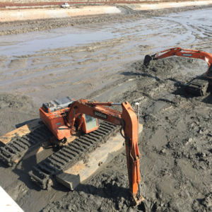 Buy Chinese Best Heavy Equipment Mini Swamp Buggy Amphibious Excavator ...