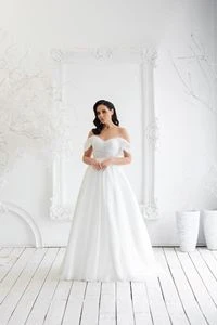 Buy Ek 2204 from Eray Koseoglu Wedding Dress, Republic of Türkiye ...