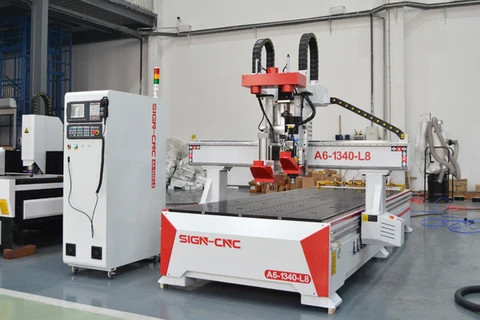 Buy Automatic Tool Change Engraving Machine Cnc Router Atc Cnc Wood ...