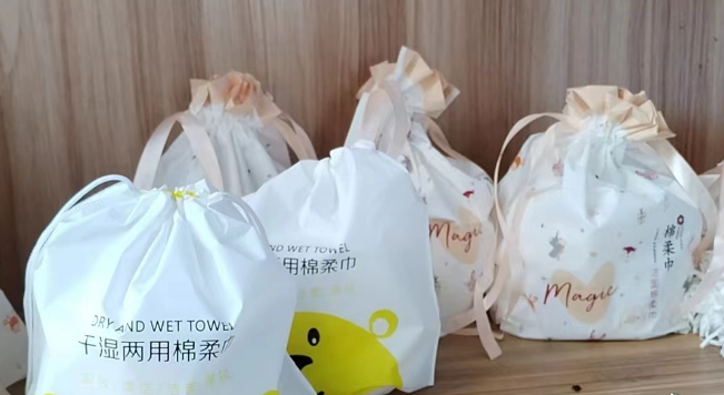 Buy Glow Gentle Face Wipe from Chuan Eun Jie Company, China ...