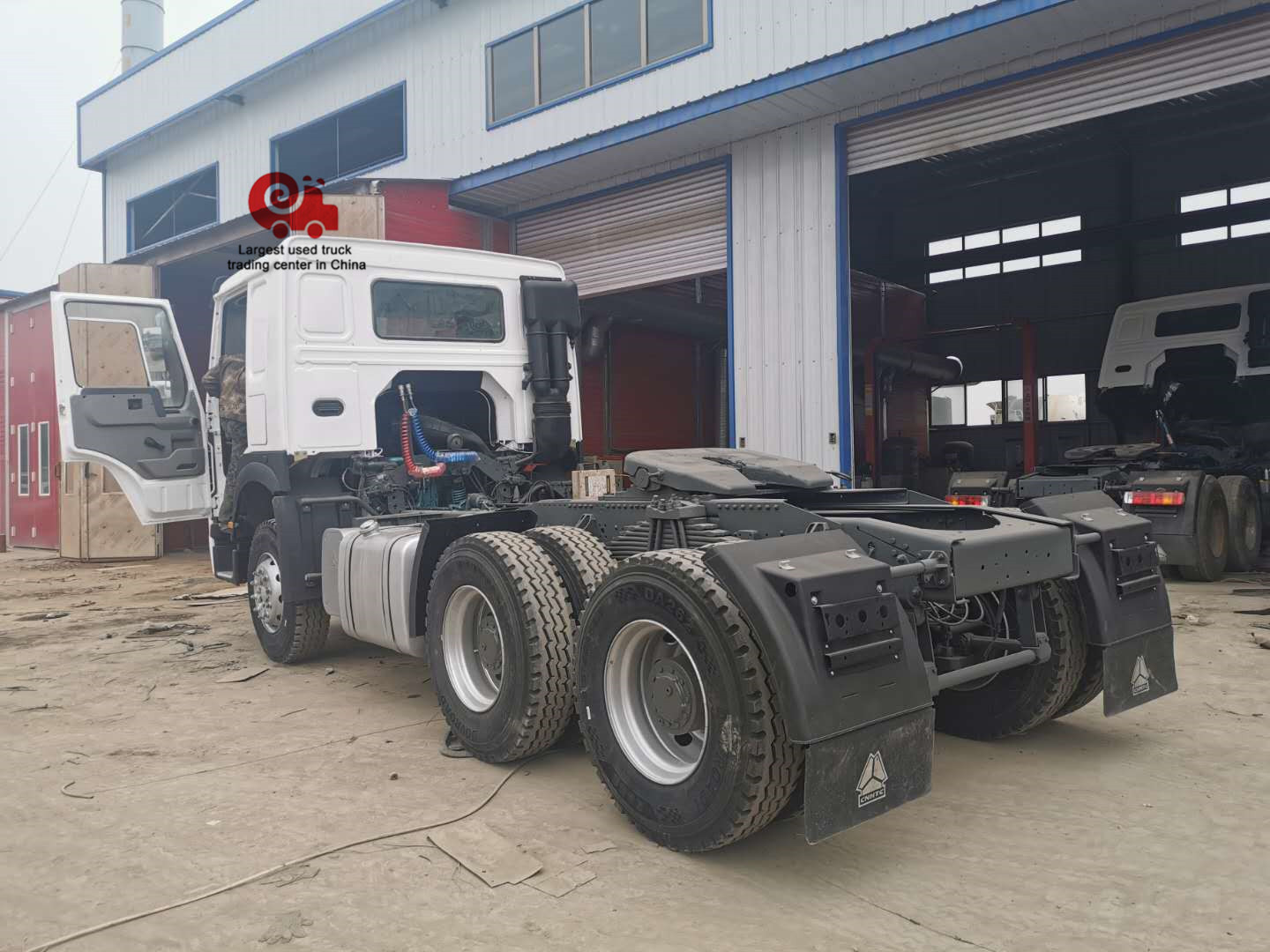 Buy Used China Tractor Head Heavy Duty Truck Head from Snail Truck ...