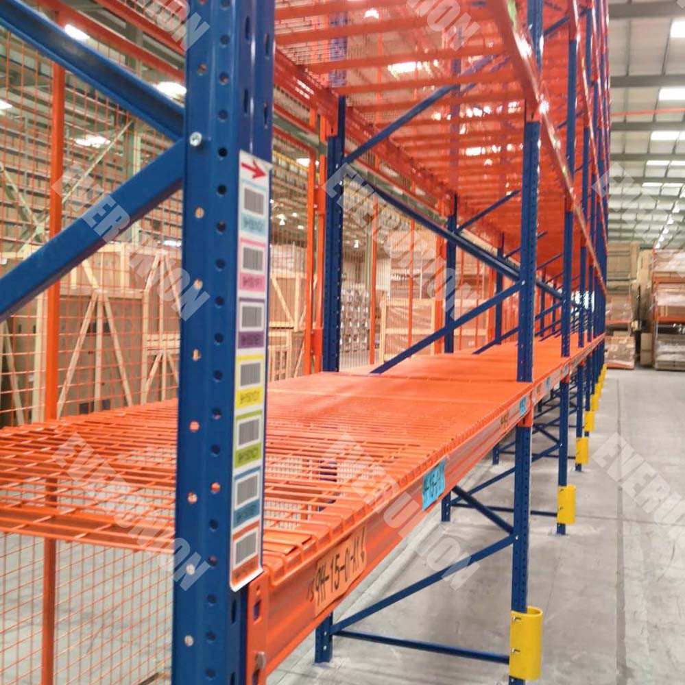 Buy Large Capacity Warehouse Heavy Duty Pallet Rack Stacking Racks ...