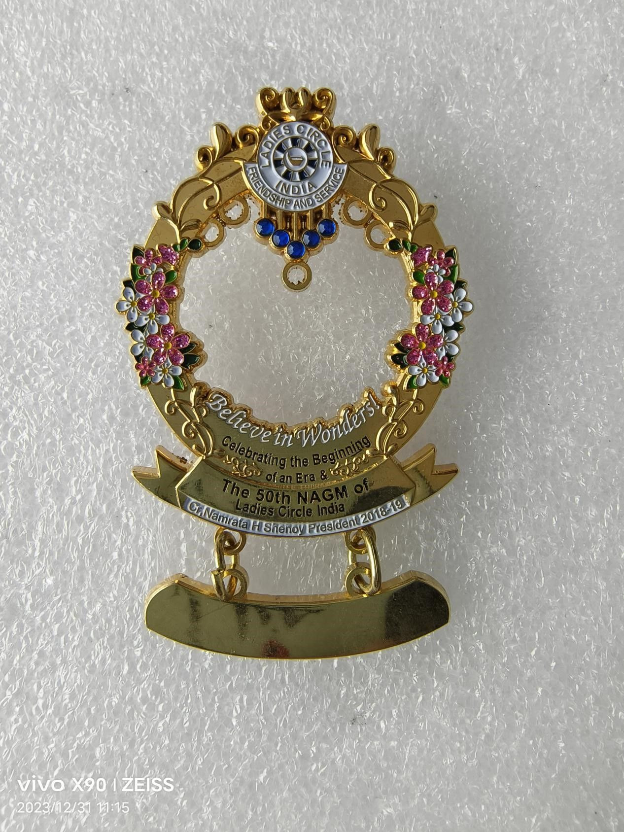 Buy Customizable India Women Appreciation Badge 019a from Gongfu Arts ...