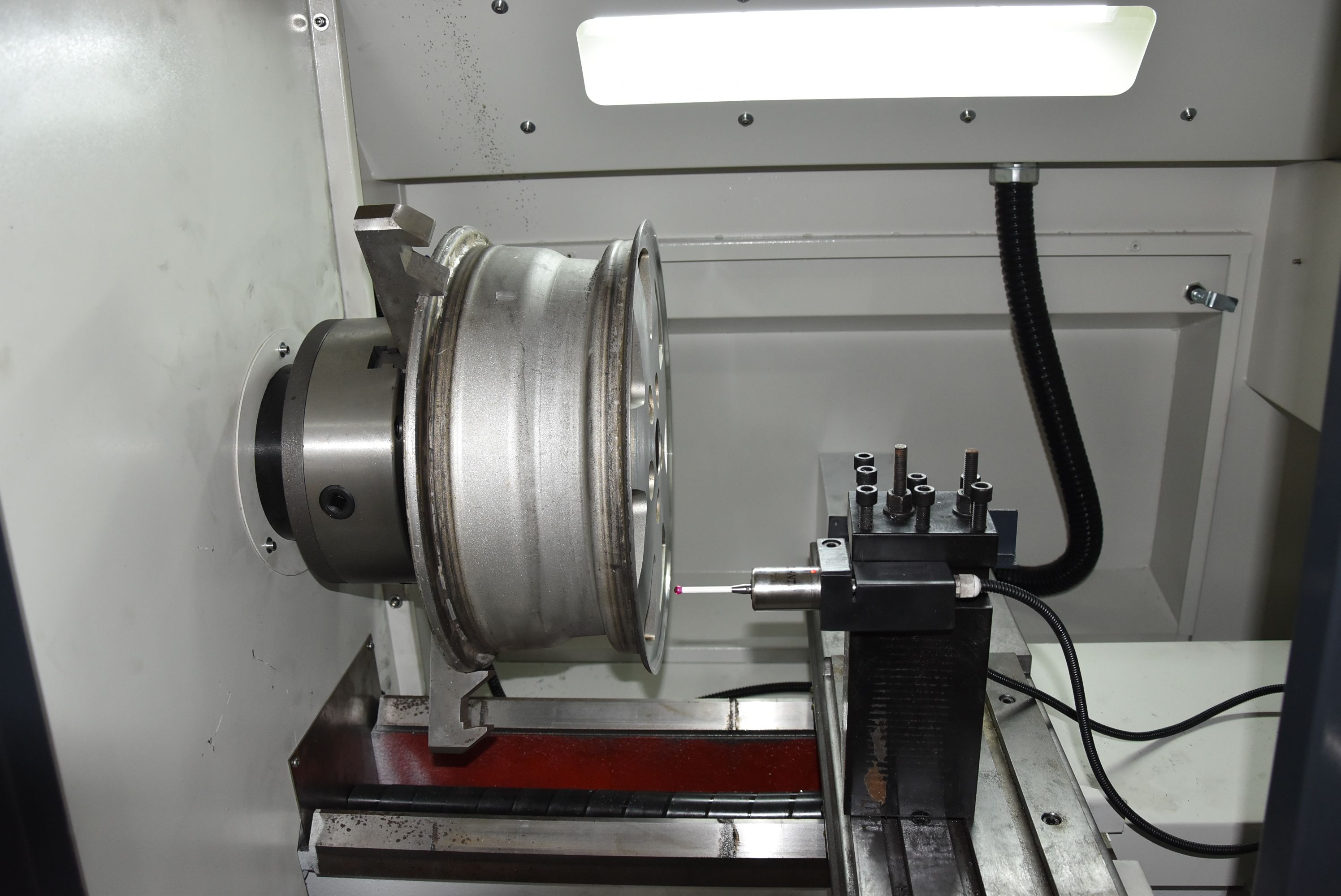 Buy Diamond Cut Wheel Repair Lathe Machine Ck6160w from Taian Haishu ...