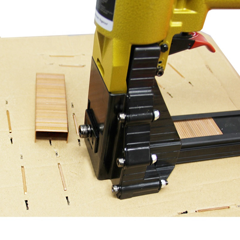 Buy Carton Box Packing Closing Machine Pneumatic Carton Stapler from ...