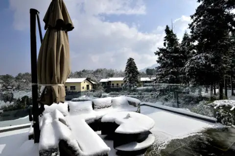 Buy Rg140 Invisible Frame Railing High Quality Outdoor Aluminum Glass ...