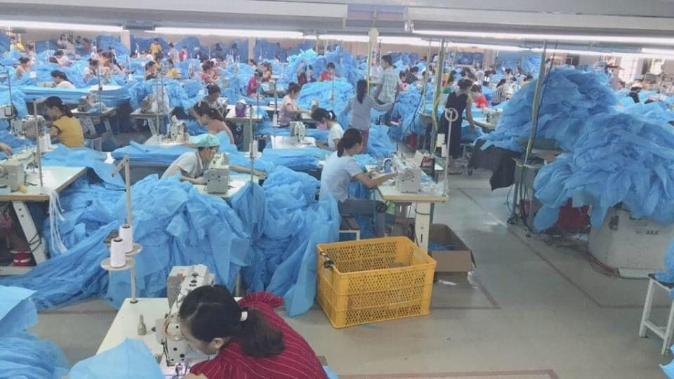 Buy Surgical Gown Astm / Aami Level 4 from TREASURE HUT HOLDINGS ...