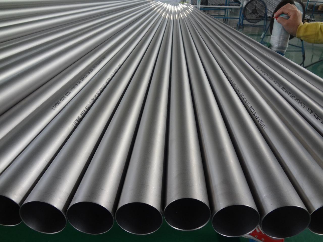 Buy Titanium Gr.2 Seamless Pipes /tubes from Lifeng Industry Group Co ...