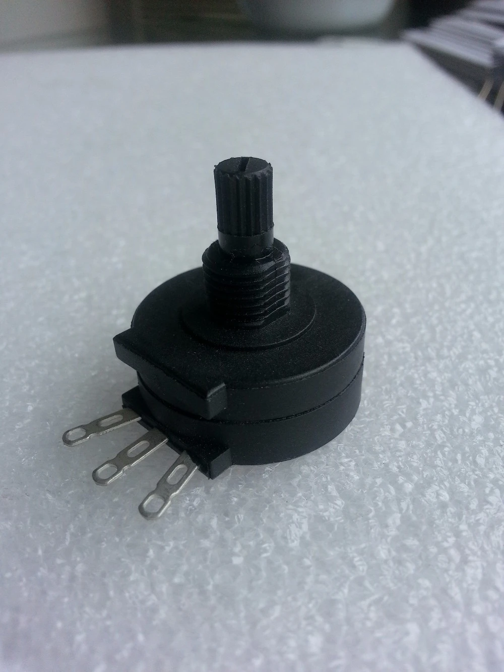 Buy Carbon Fiber Shaft Potentiometer Rotary Type 20mm Plastic Shaft ...
