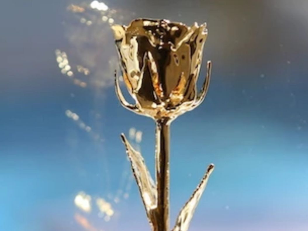 Buy Dipped Gold Plated Rose from Areeb art and Crafts, India ...