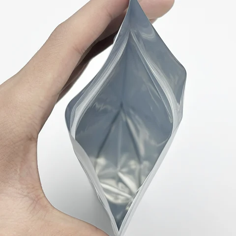 Buy Customized 3.5g 7g 14g 28g Edible Bags Child Resistant Safety Stand ...