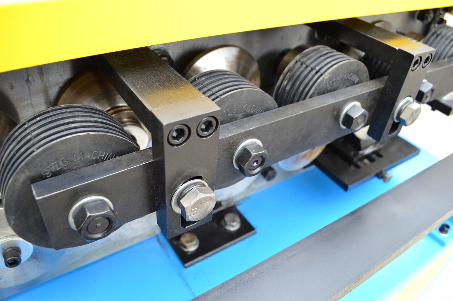 Buy Tdc/tdf Duct Flange Forming Machine/metal Sheet Tdf Flange Forming ...