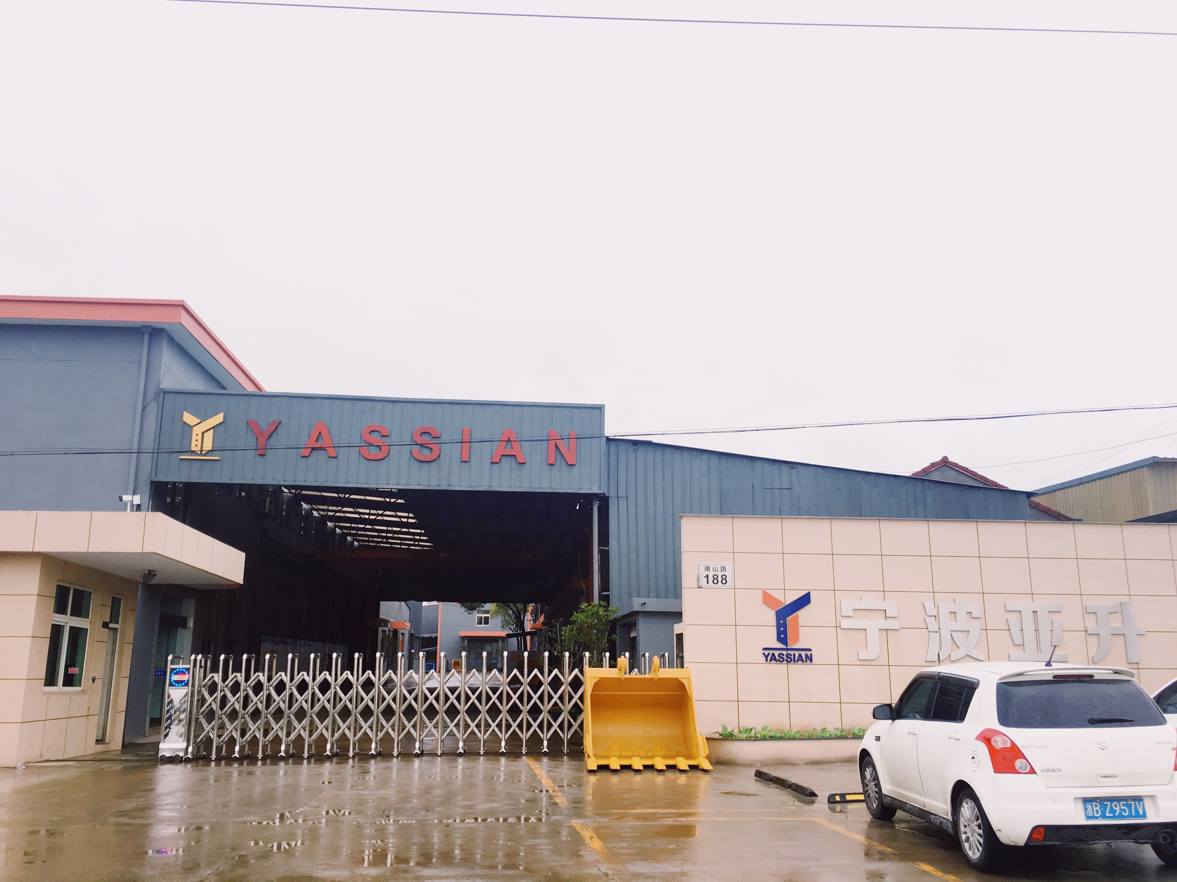 Buy Ihi Front Track Idler Assy For Mini Excavator Jcb Wheel Bulldozer ...