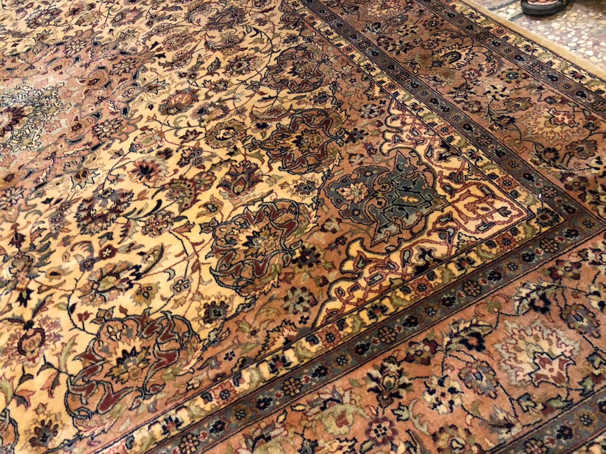 Buy Modern Persian Rugs from LuvRugs, Pakistan | Tradewheel.com