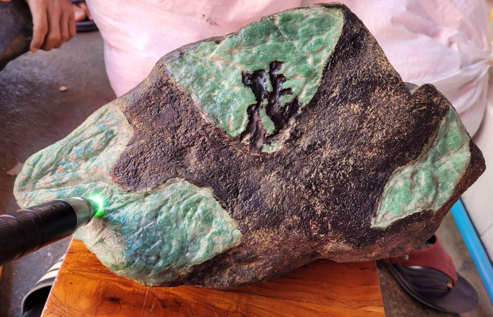Buy Raw Jade Stone from the nine k park, Thailand | Tradewheel.com