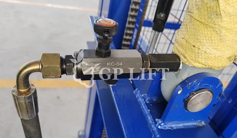 Buy Continuous Transport High Efficiency Cargo Lift Vertical ...