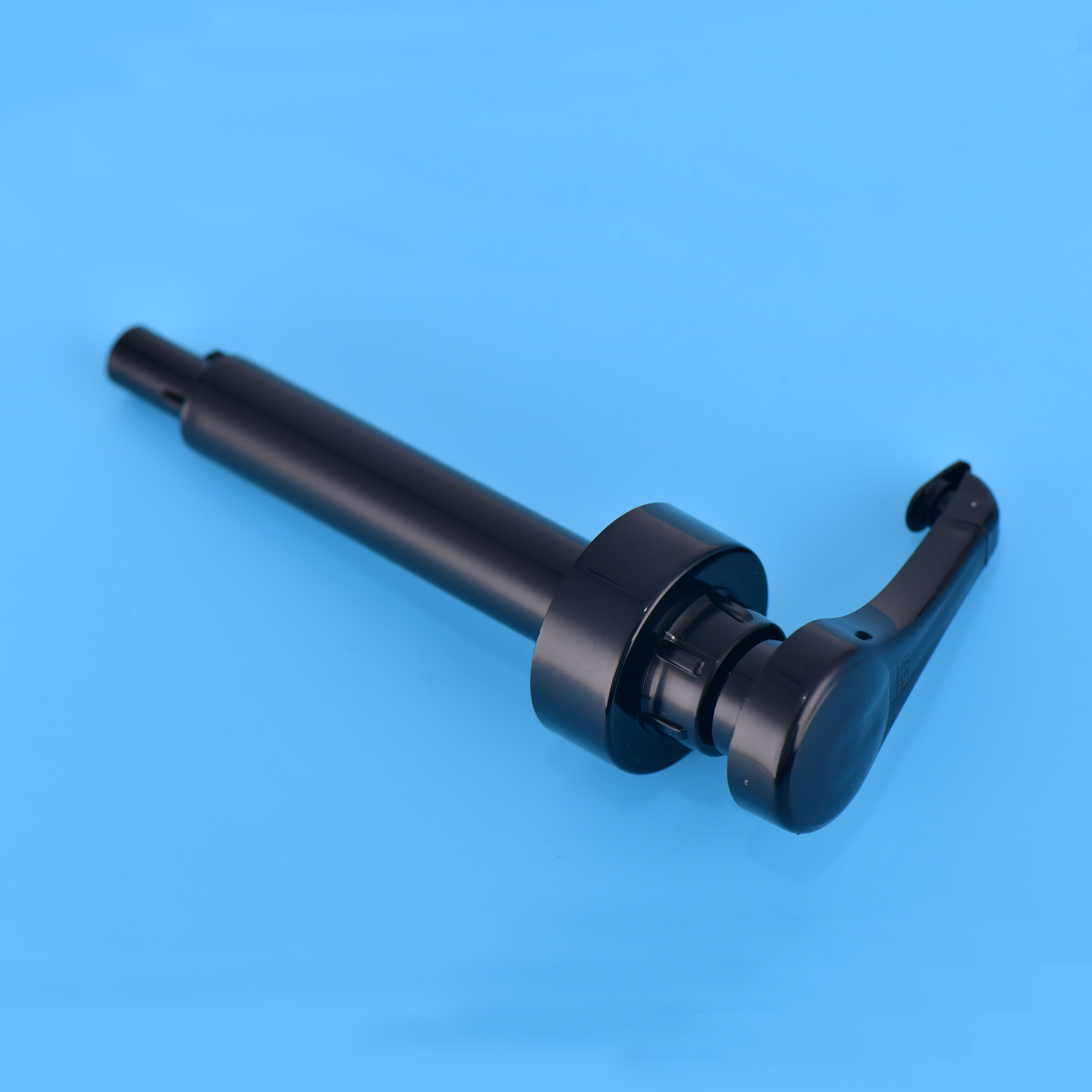 Buy Pp Plastic Long Nozzle Syrup & Sauce Dispenser Pump For Cooking And ...