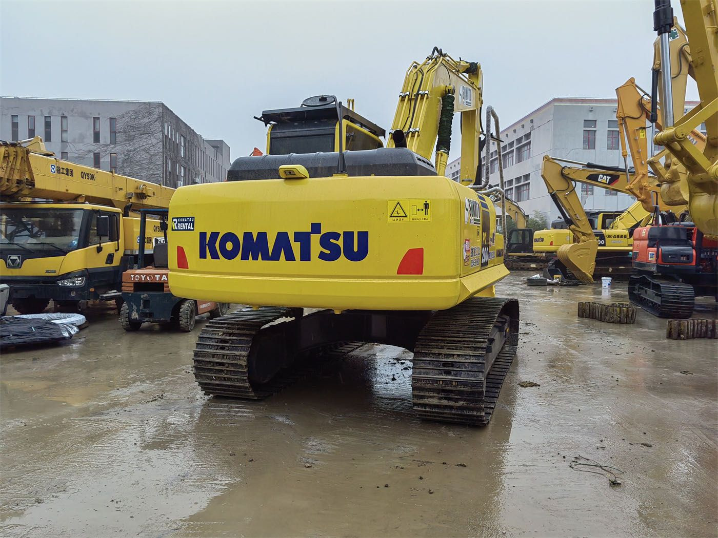 Buy Used Komatsu Pc200 Excavator Secondhand Excavators from Shanghai ...