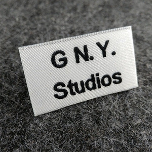 Buy Low Minimum Fashion Garments Enfold Woven Clothing Labels from ...