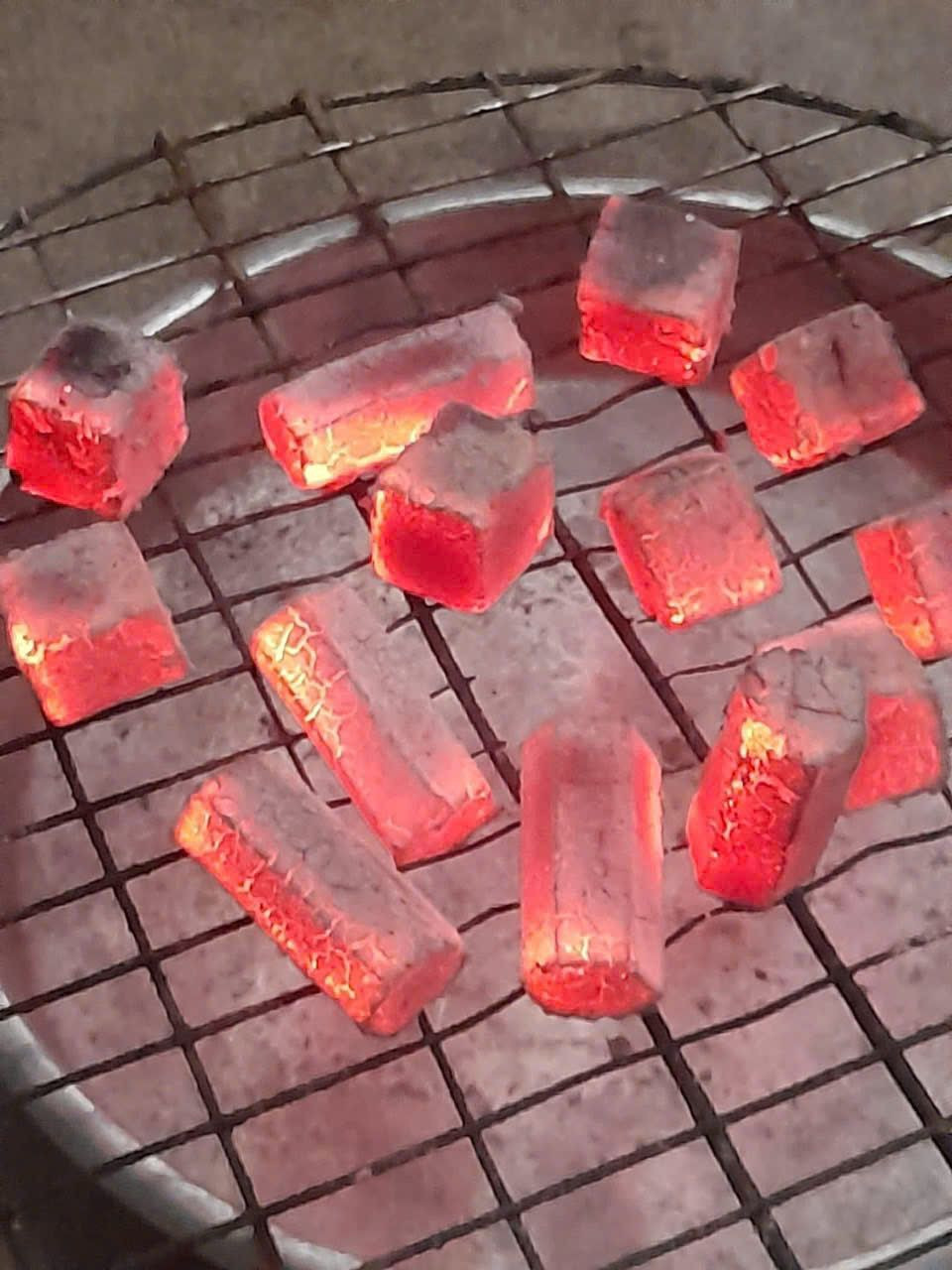 Buy Cube Coconut/ Coconut Shell Charcoal/ Shisha Charcoal For Hookah ...
