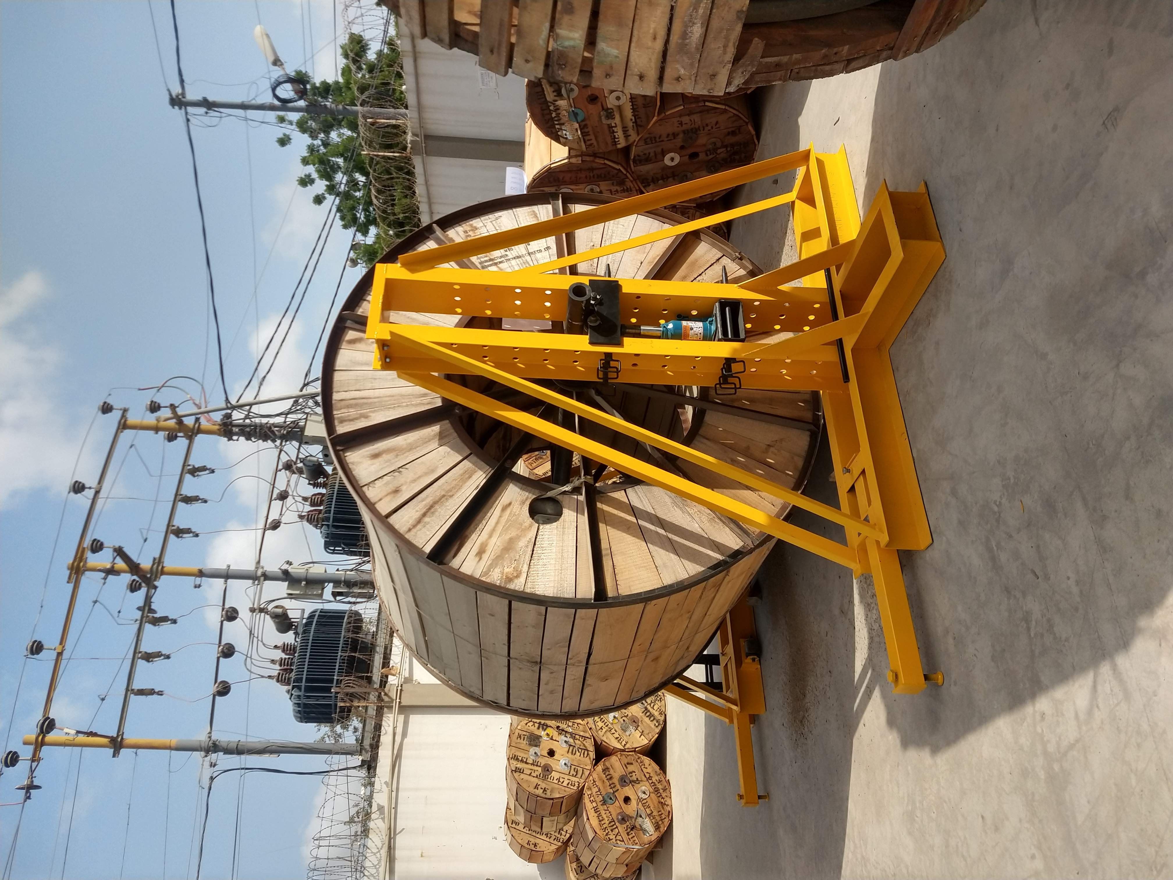 Buy Cable Drum Lifting Jack from MAGNUS High-Tech Engineering, Pakistan ...