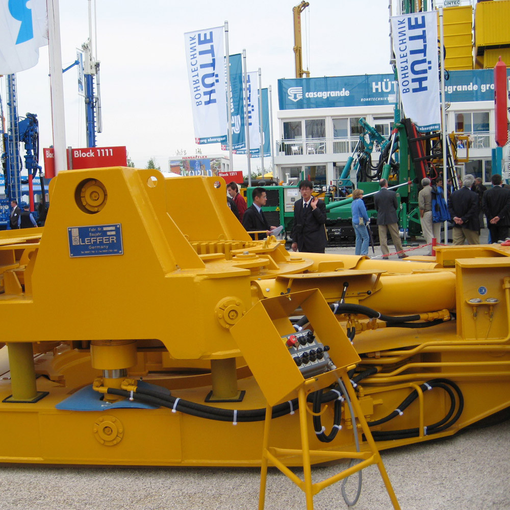 Buy Piling Casing Machine Apfxwx1200 Casing Oscillator, Hydraulic ...