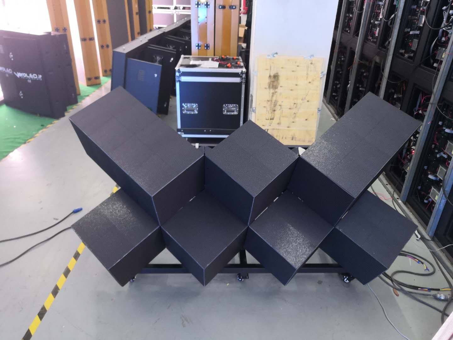 Buy Shenzhen Ledcolourlight 360degree Led Falling Star Light Bar 3d Dmx ...