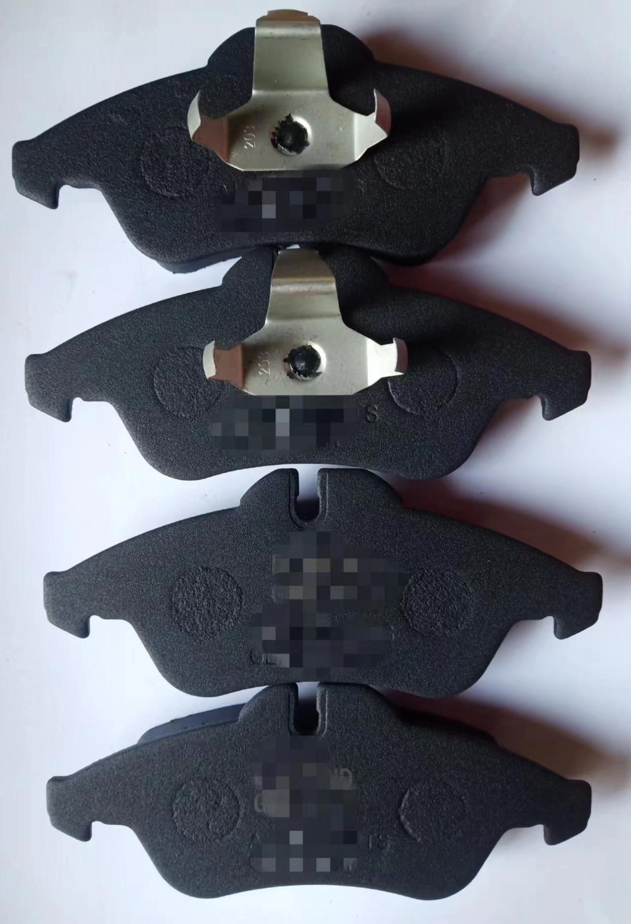 Buy D950 Brake Pads from Hebei Xuri Automobile Brake Pad Manufacturing ...