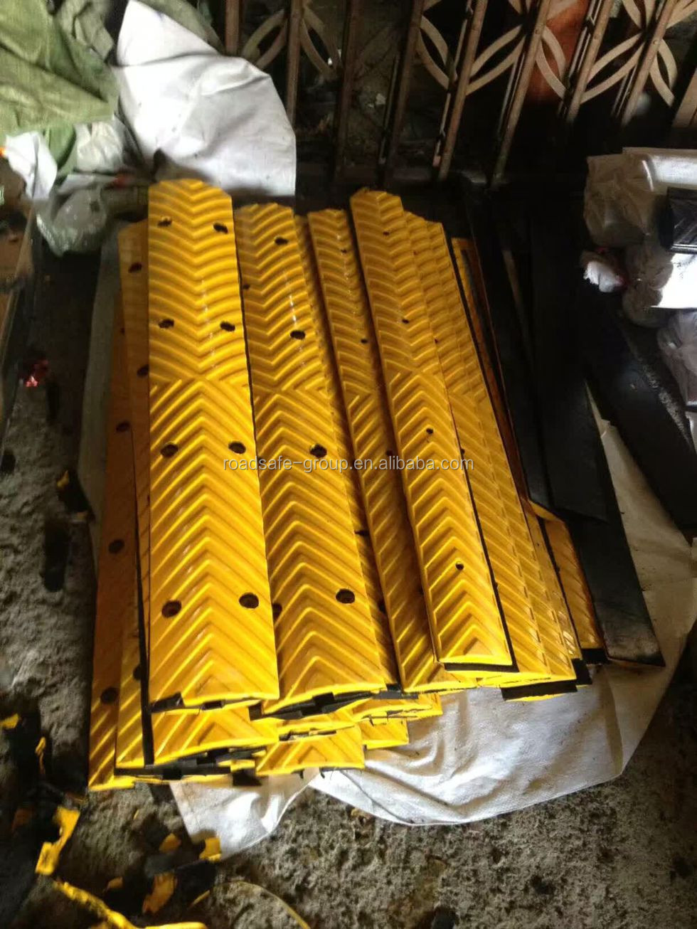 Buy High Strength Rubber Speed Bumps Barrier Road Deceleration Strip ...