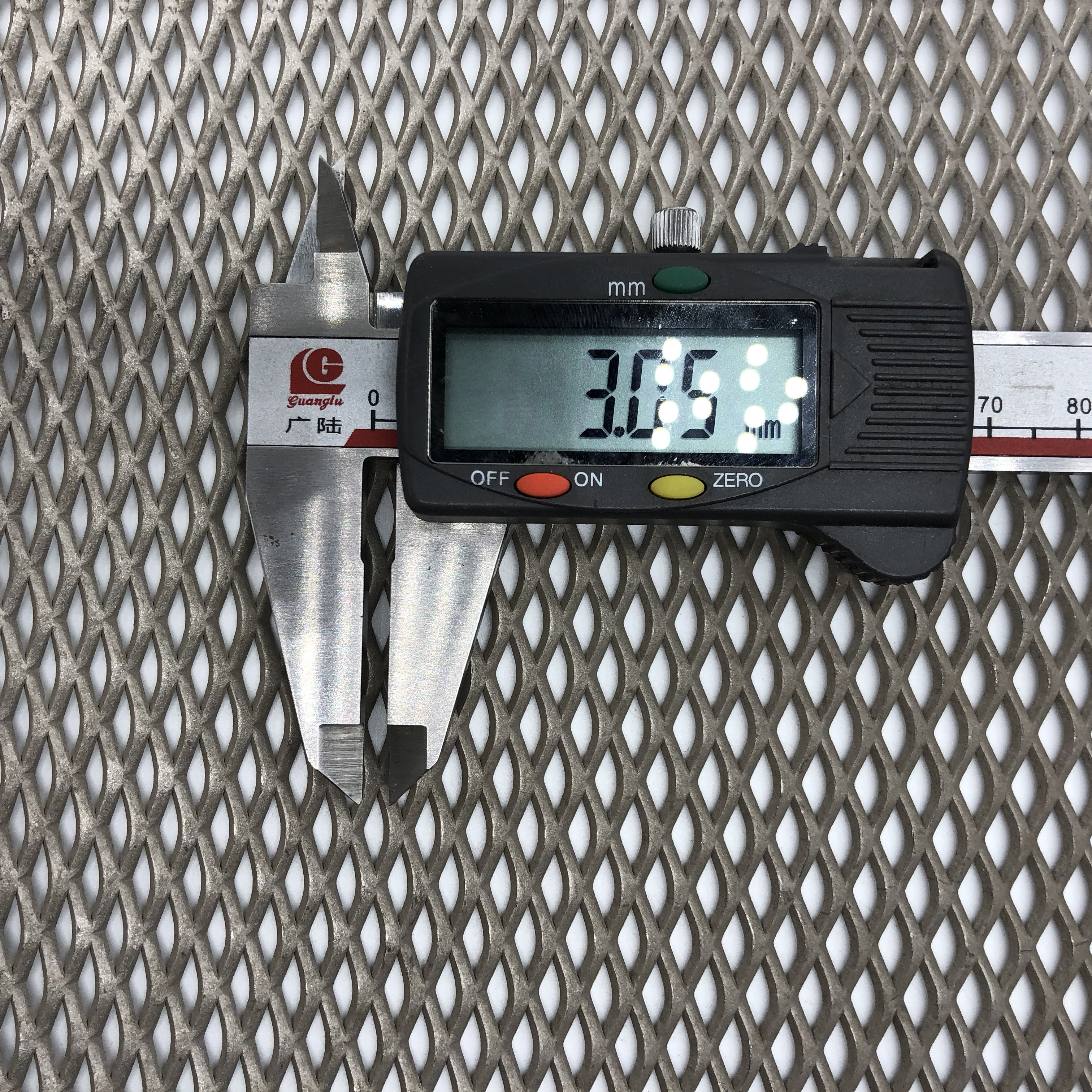 Buy Titanium Expanded Mesh Electrode Mesh Sheet For Electrolysis from ...
