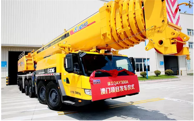 Buy Xcmg Official 300 Ton Mobile Crane Qay300a All Terrain Crane Truck ...