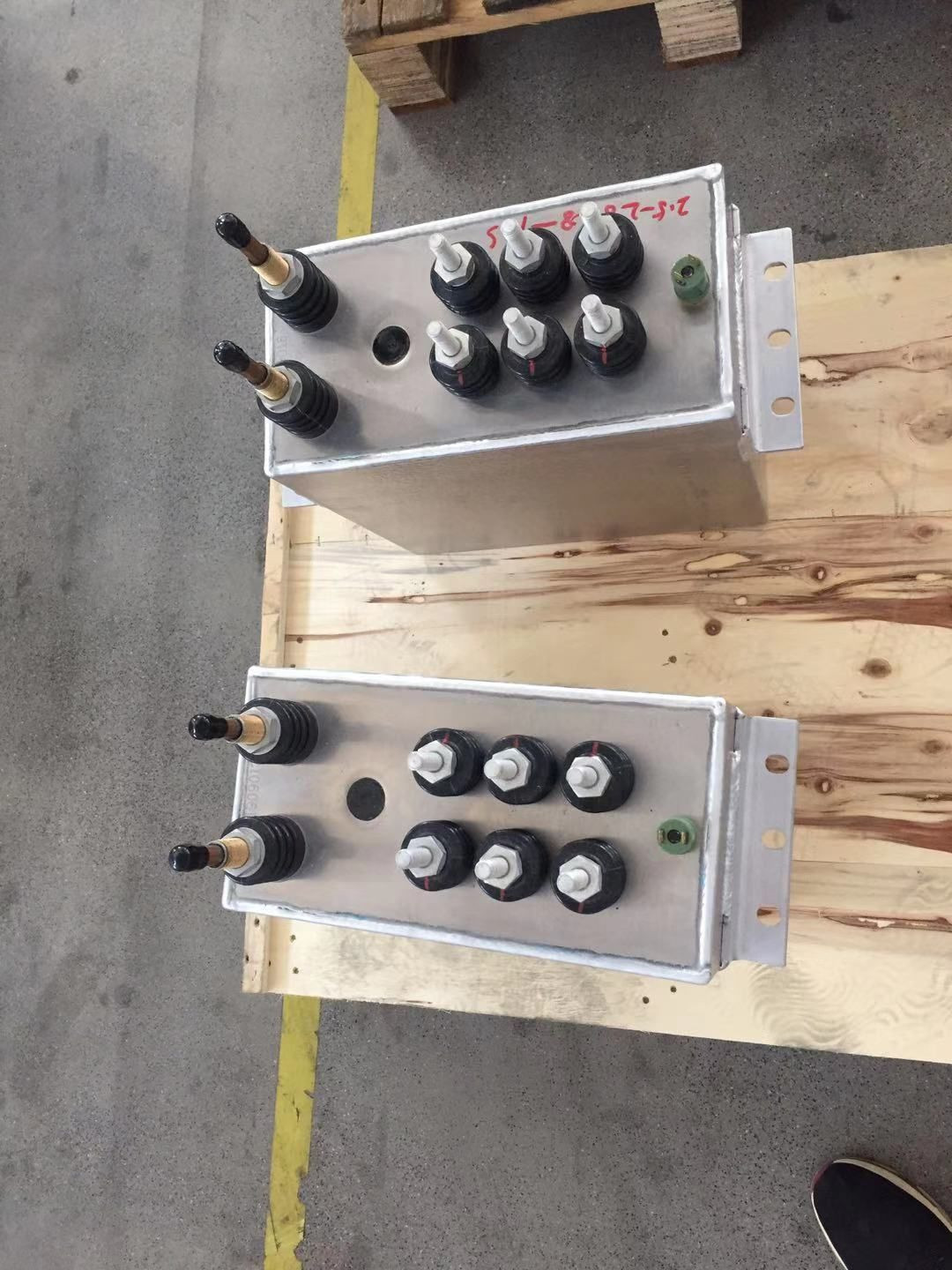 Buy Water Cooled Capacitor from DEON (WENZHOU) POWER CO.,LTD, China ...