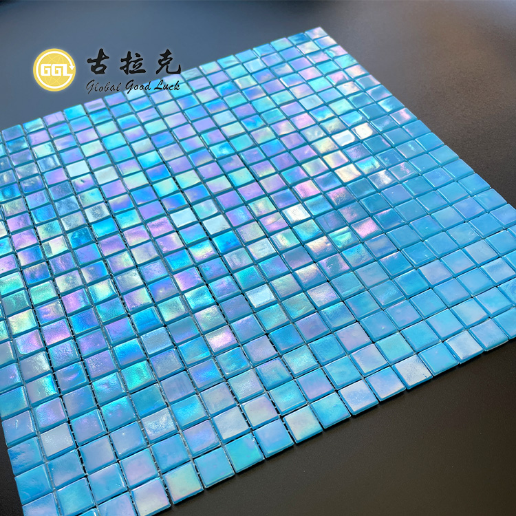 Buy Blue Shining Glass Mosaic Tile For Swimming Pool from Xiamen Good ...