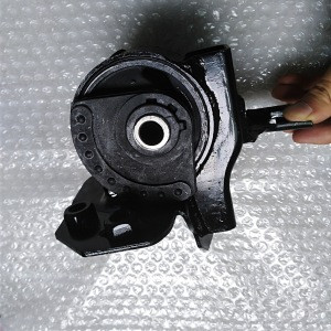 Buy Left Engine Mount For Jac J3 Vvt Engine 1001100u8020 from Guangzhou ...