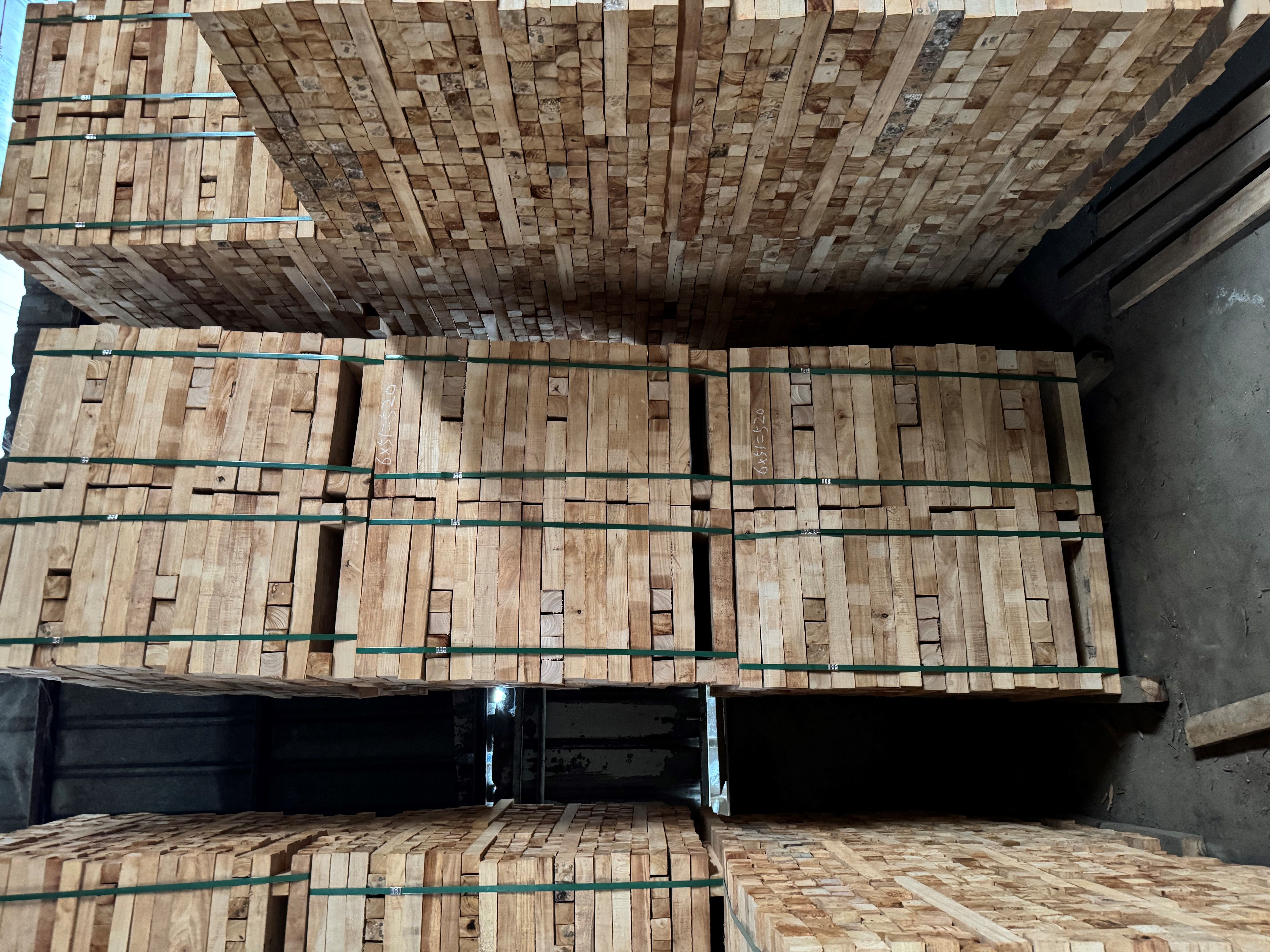 Buy Wooden Timber For Construction, White Wood Sawn Timber from Baisha ...