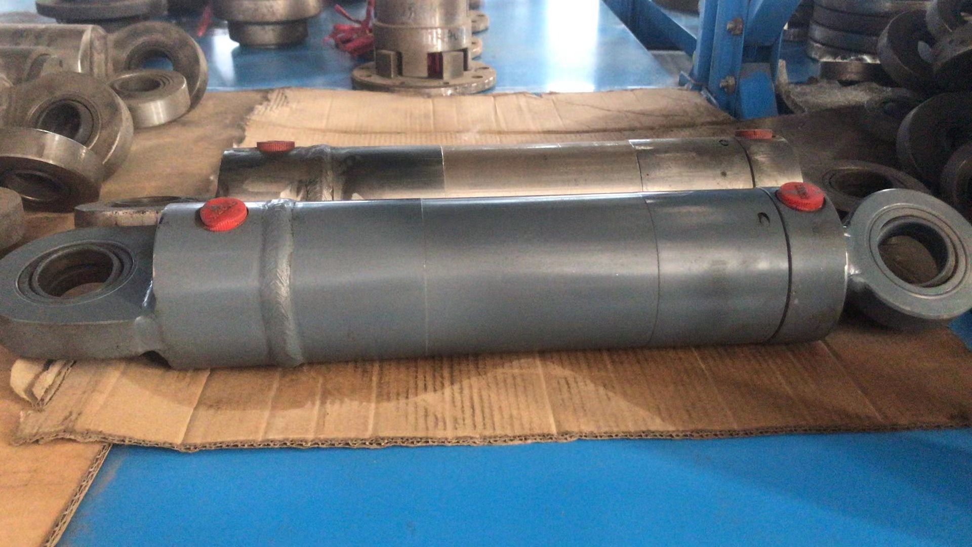 Buy Paver Hydraulic Cylinders, Leveling Cylinders, Hopper Cylinders ...