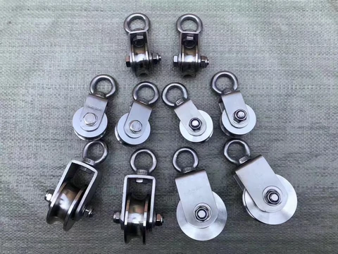 Buy Steel Wire Rope Bearing Wheel Lifting Ring Hook Lifting Pulley V U ...