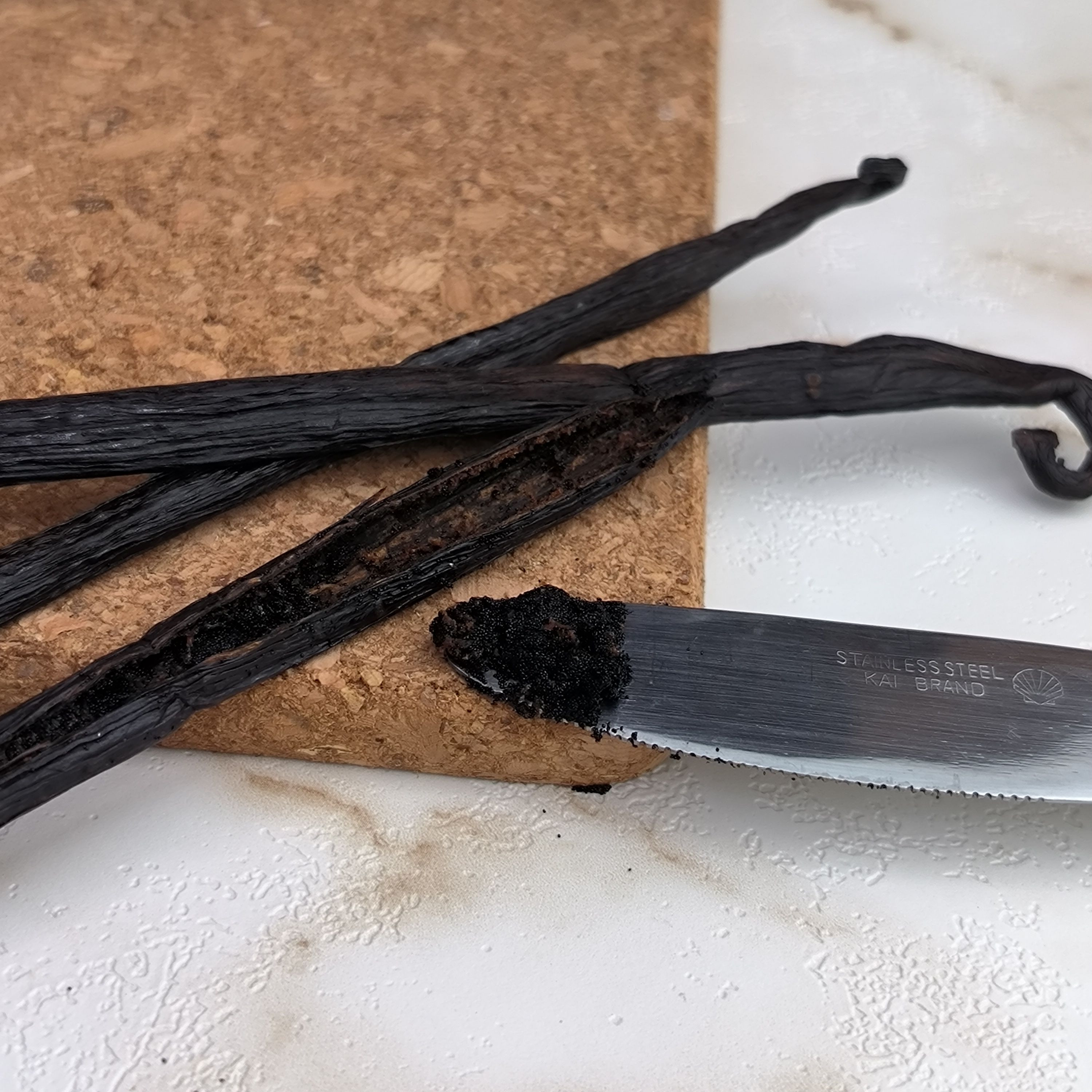 Buy Tahitian Vanilla Beans from IDNBeans, Indonesia | Tradewheel.com