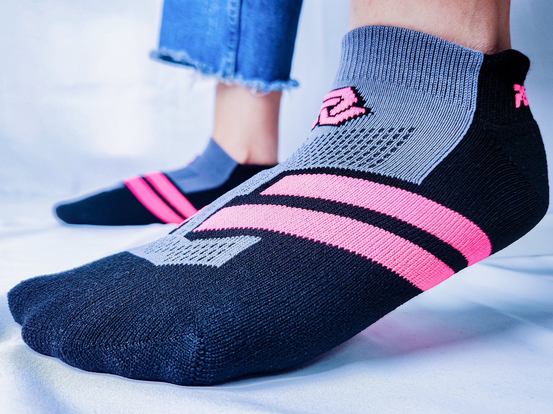 Buy 2 Stripe Og - Neo Pink from Polarove, Canada | Tradewheel.com