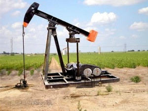 Buy Fsf Facility Api B Series Pumping Unit For Oil Production from Puyang Zhongshi Group Co ...