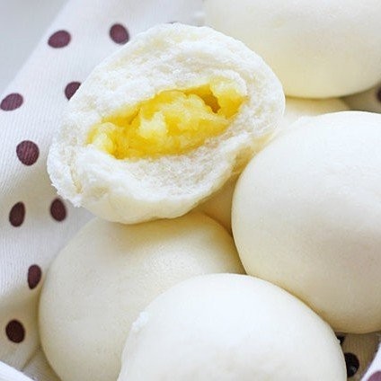 Buy Delcious Frozen Chinese Dim Sum Steamed Creamy Custard Bun from ...