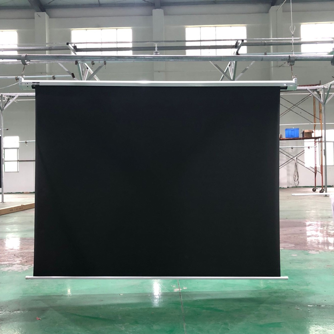 Buy Wall Mount Ceiling Projection Screen Retractable Projector Screen ...