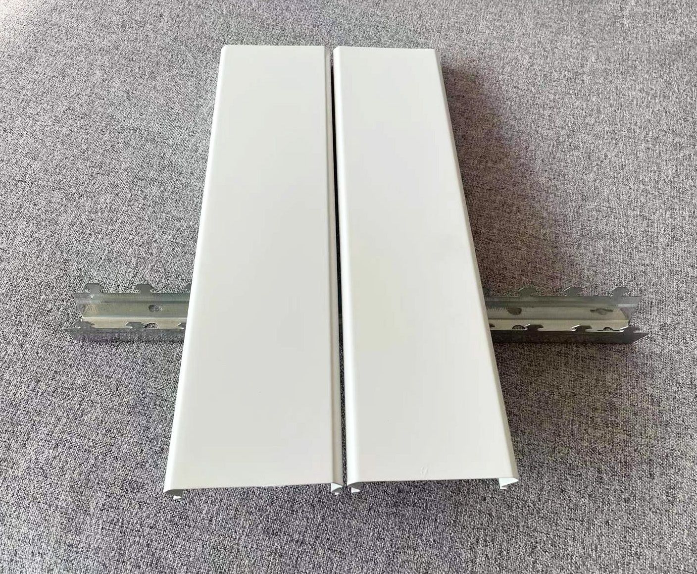 Buy Aluminum C Strip Ceiling Metal 300mm Linear Ceiling Tiles For ...