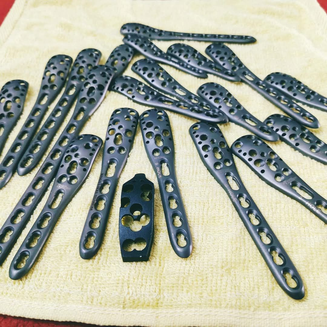 Buy Orthopedic Implants Bone Plates Small Fragments from FS-Ortho ...