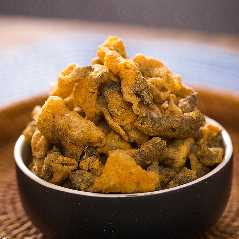 Buy 50g Fish Skin With Egg Yolk Is Original And Spicy Snacks Wholesale ...